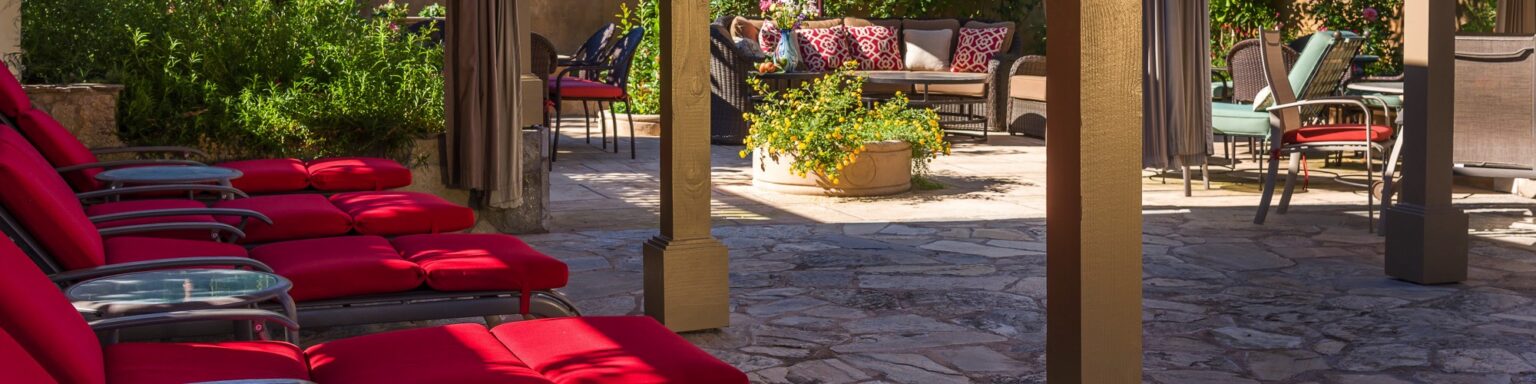 #Home - Meadowlark Country House & Resort