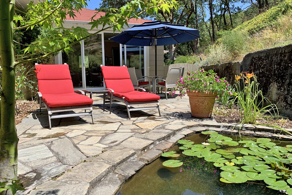 #Home - Meadowlark Country House & Resort